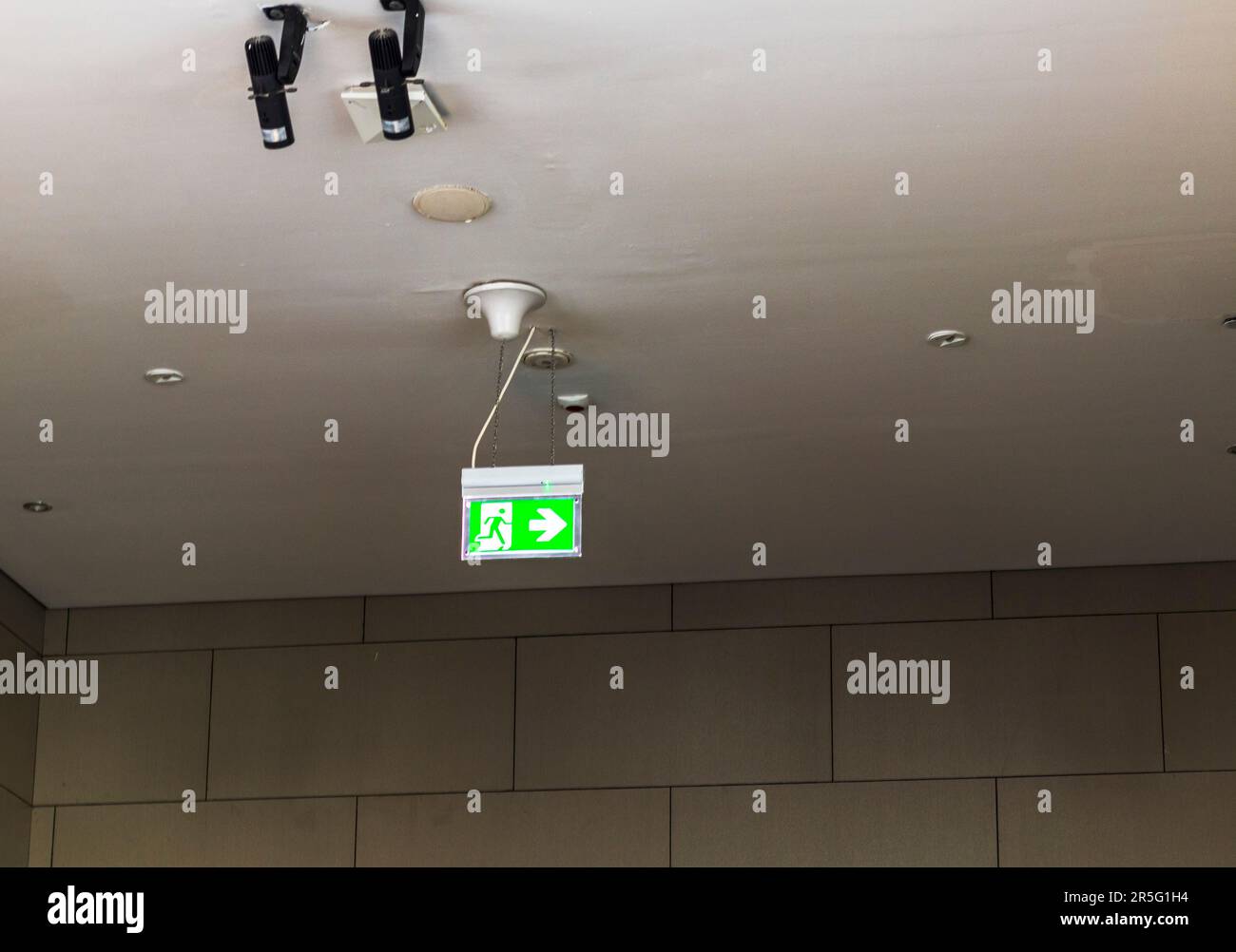 Camera on ceiling hi-res stock photography and images - Alamy