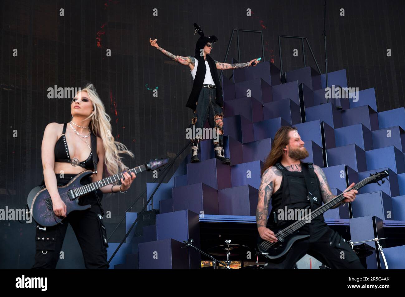 Nuremberg, Germany. 03rd June, 2023. Guitarist Sophie Lloyd (l-r ...