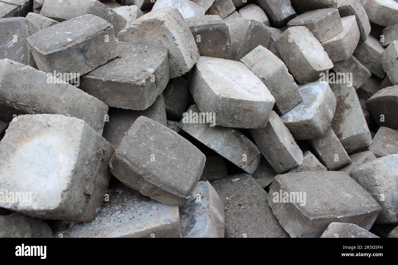 Bricks and cement hi-res stock photography and images - Alamy