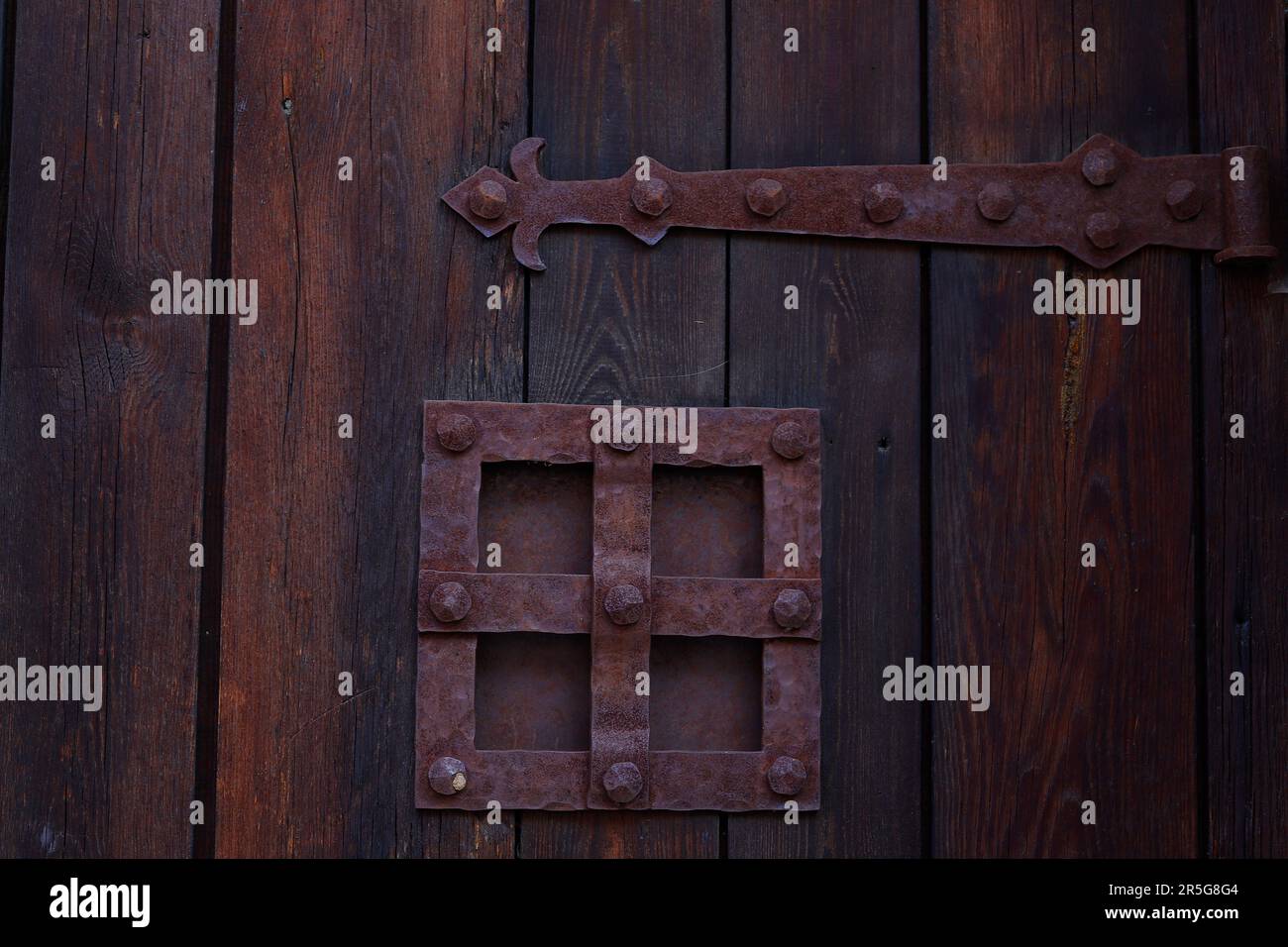 Decorative square hi-res stock photography and images - Alamy