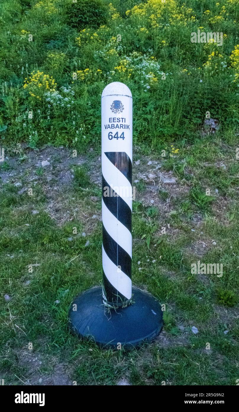 Estonian border post on the border with Russia Stock Photo - Alamy