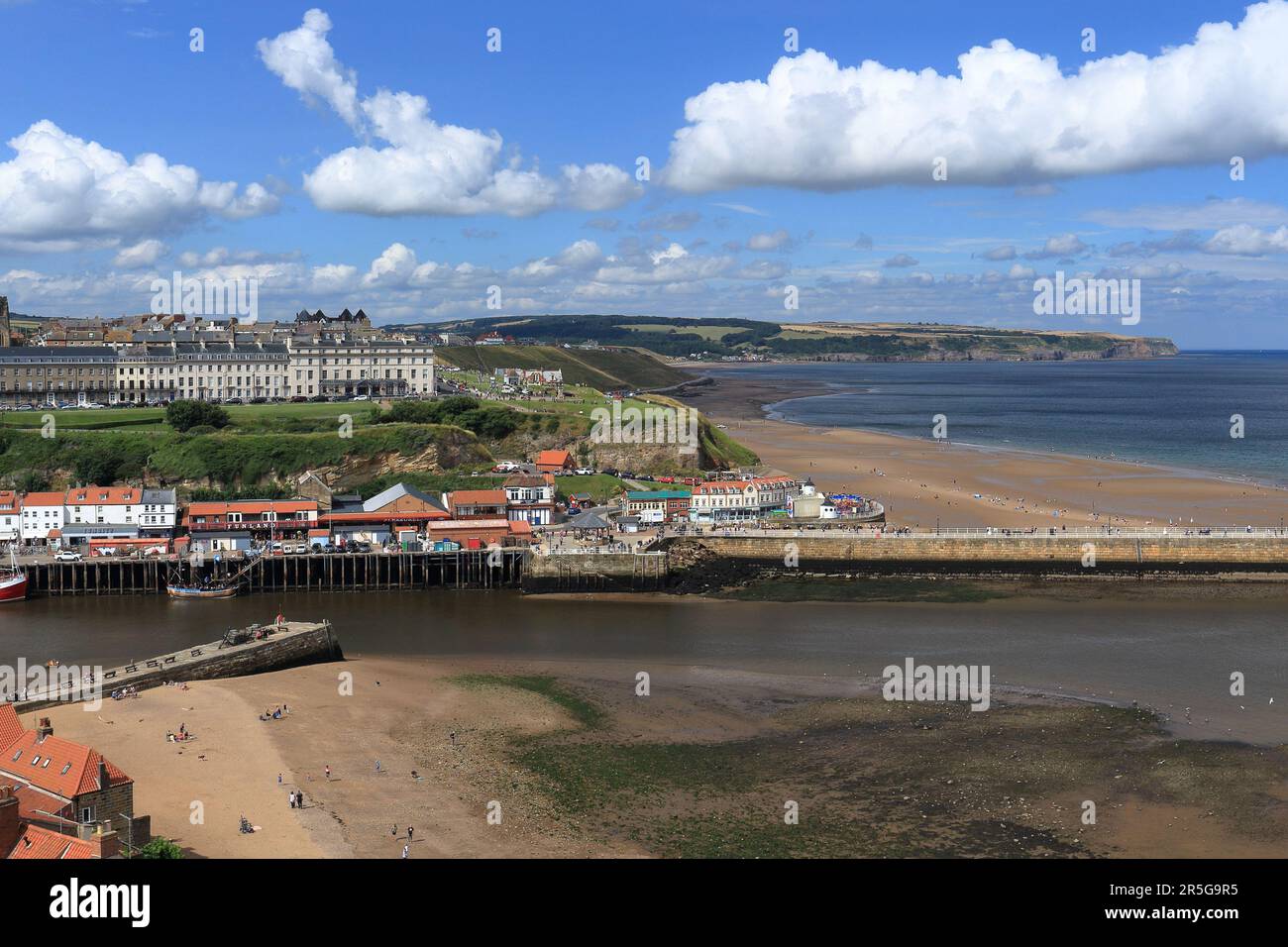 Whitby summer beach hi-res stock photography and images - Alamy
