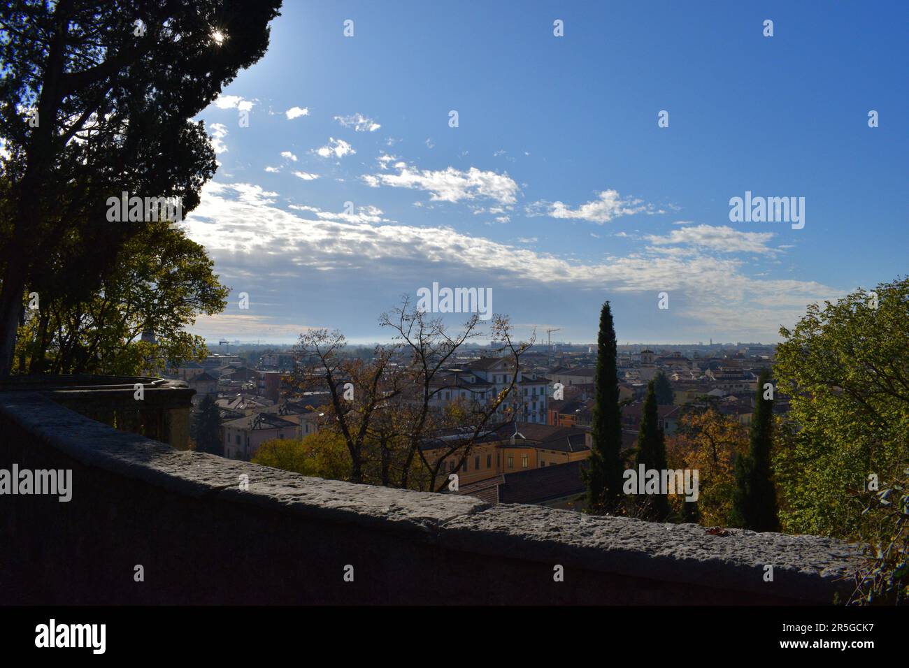 Verona island hi-res stock photography and images - Alamy