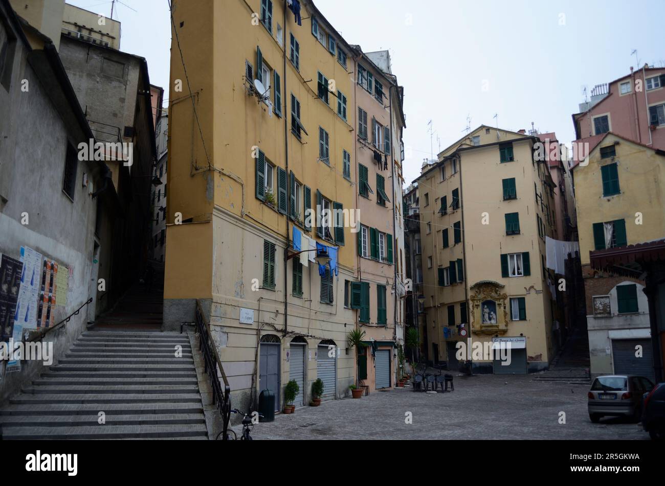 Genova centro storico hi-res stock photography and images - Alamy