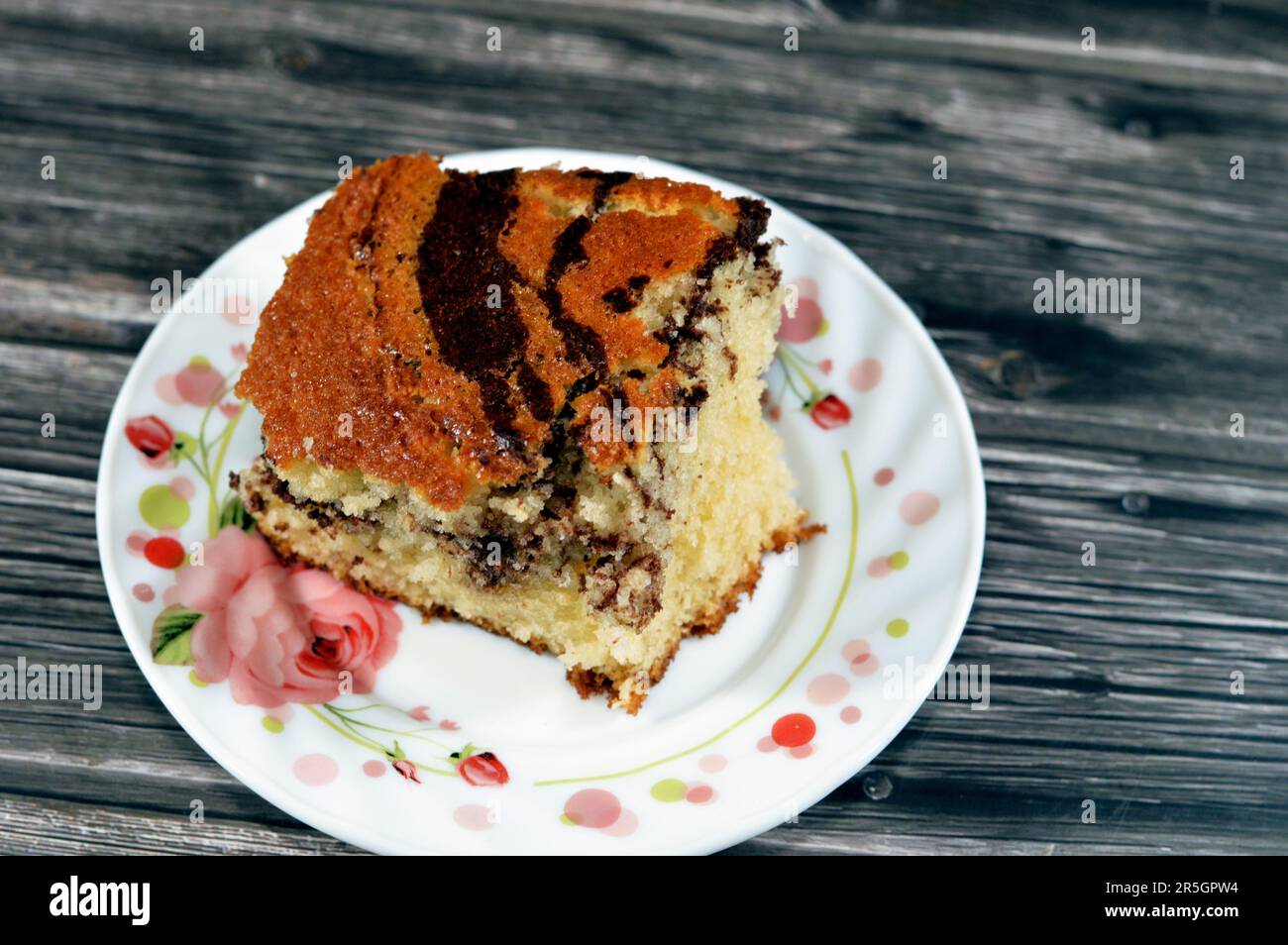 Tiger marbled sponge cake, components of flour, butter, oil, vanilla ...