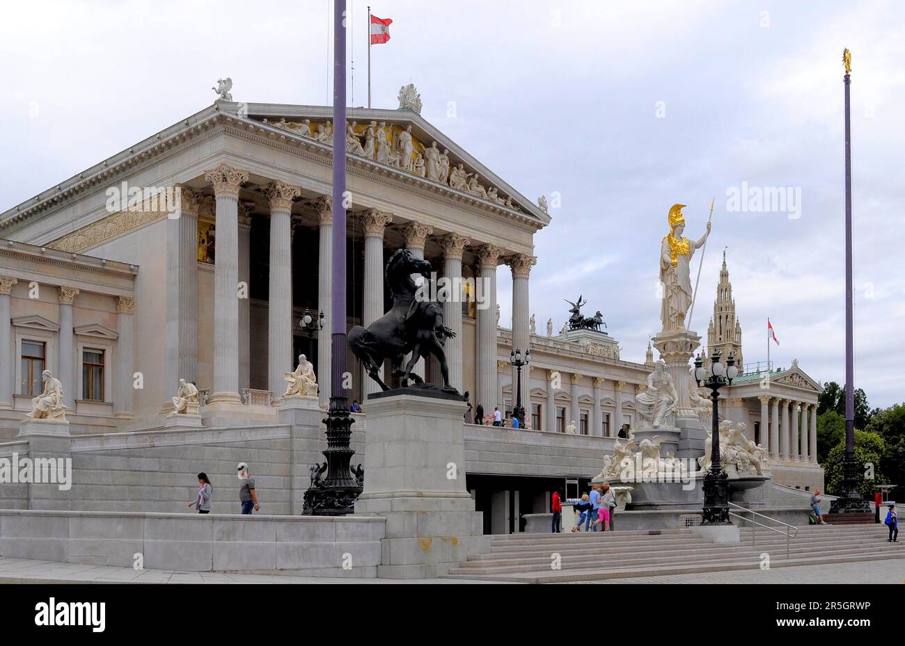 Ringstrasse building hi-res stock photography and images - Alamy