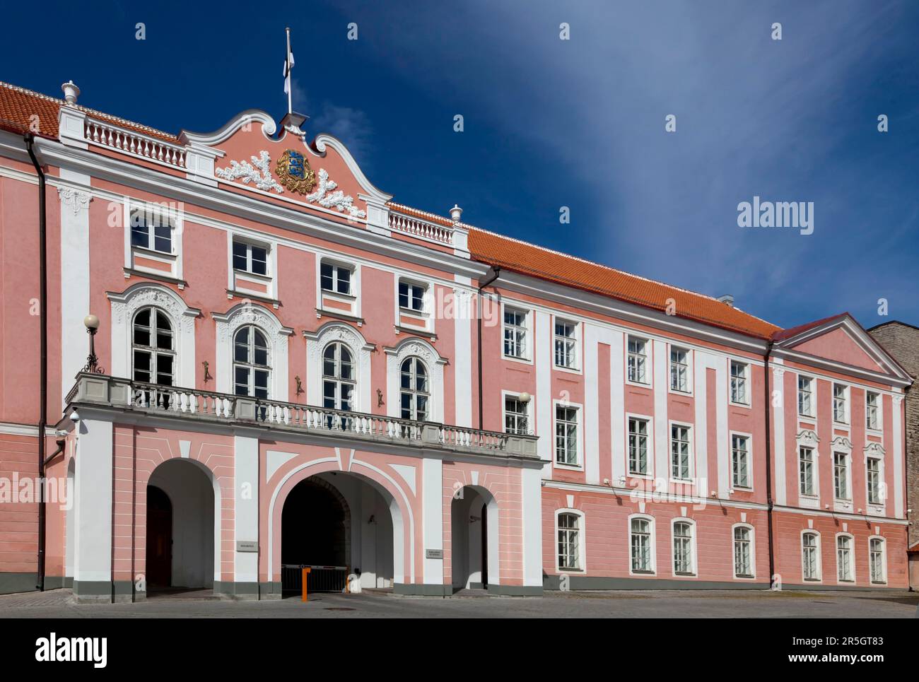 Tallinn - The Castle and Today's Estonian Parliament Stock Photo - Alamy