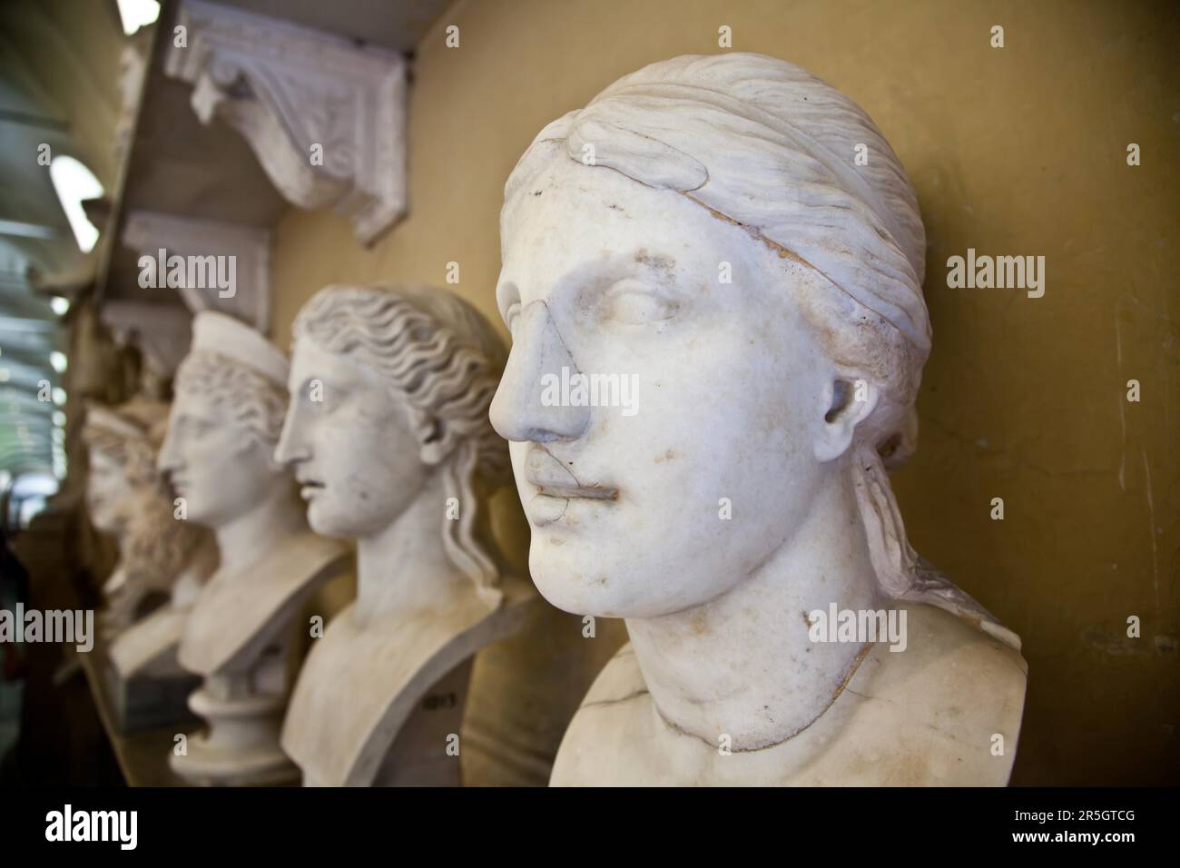 One of the vatican museums hi-res stock photography and images - Alamy