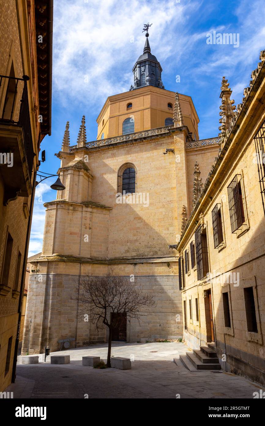 Segovia Cathedral, Gothic-style Roman Catholic cathedral on Plaza Mayor ...