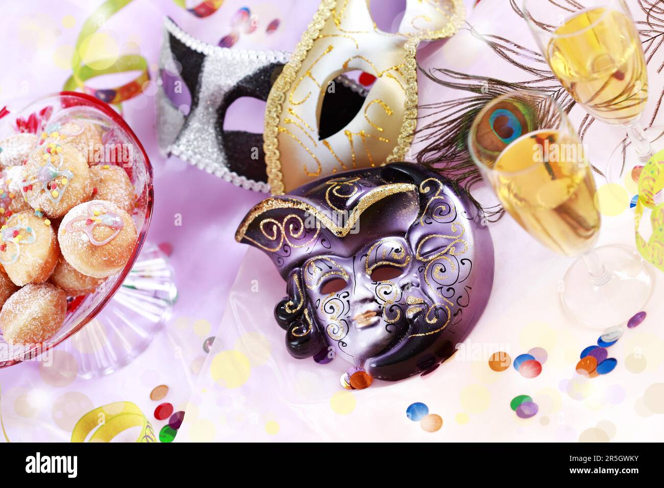 Carnival setting hi-res stock photography and images - Alamy