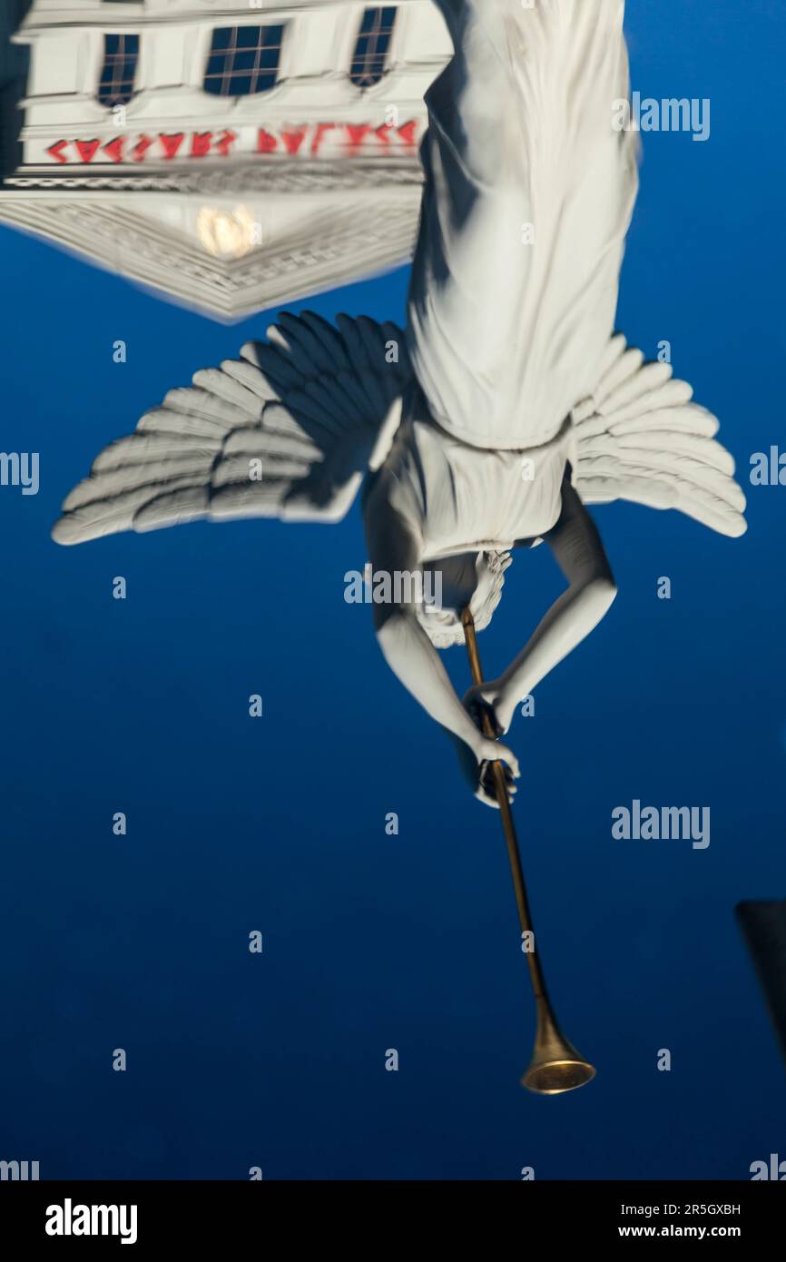 Angel mirror hi-res stock photography and images - Alamy