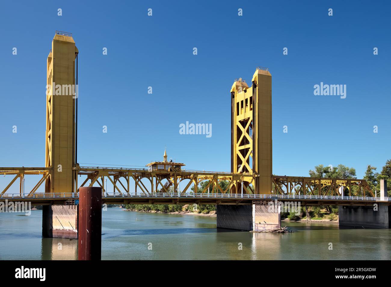 American river sacramento hi-res stock photography and images - Alamy