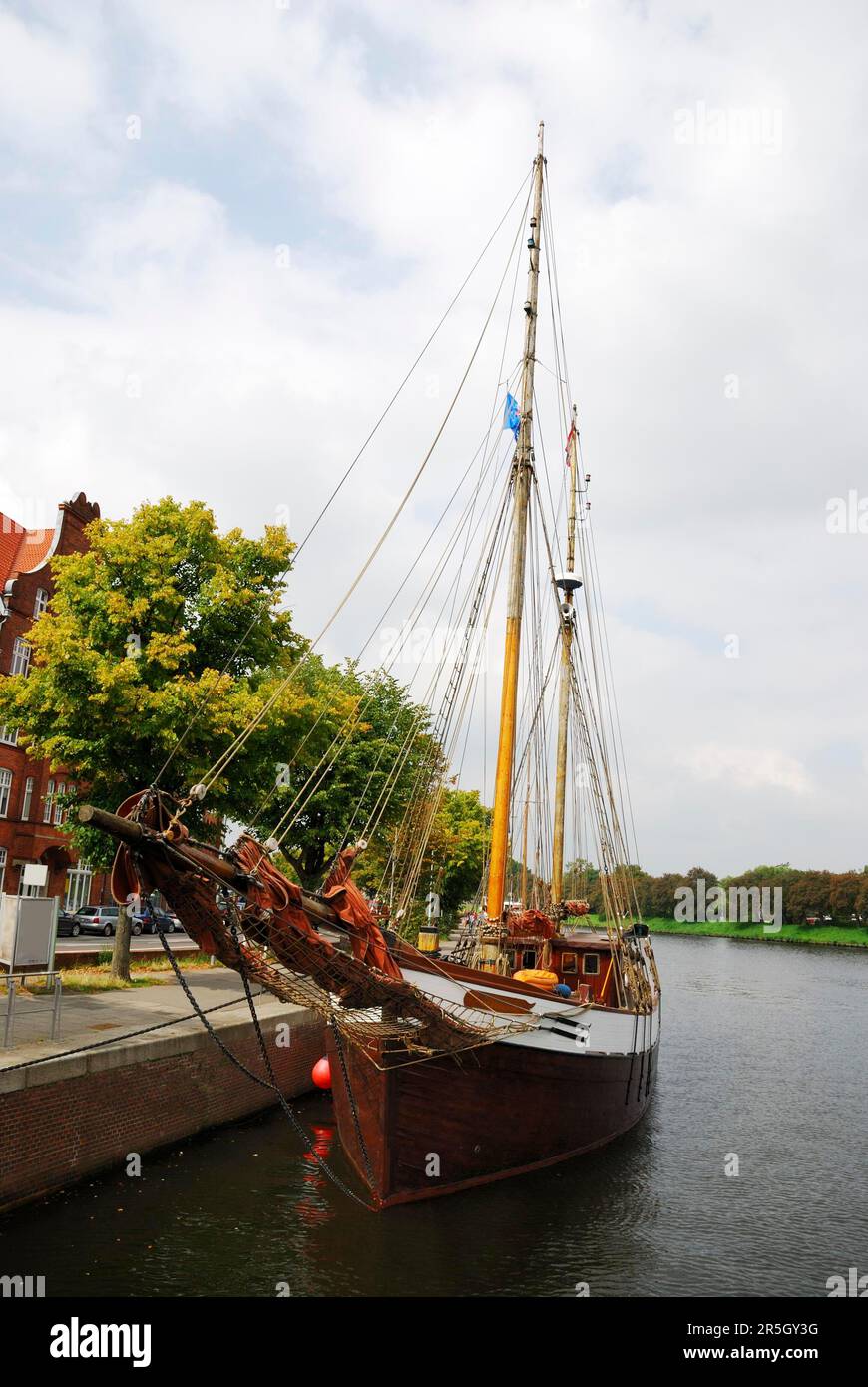 Old historic sailing ship in the harbour Stock Photo - Alamy