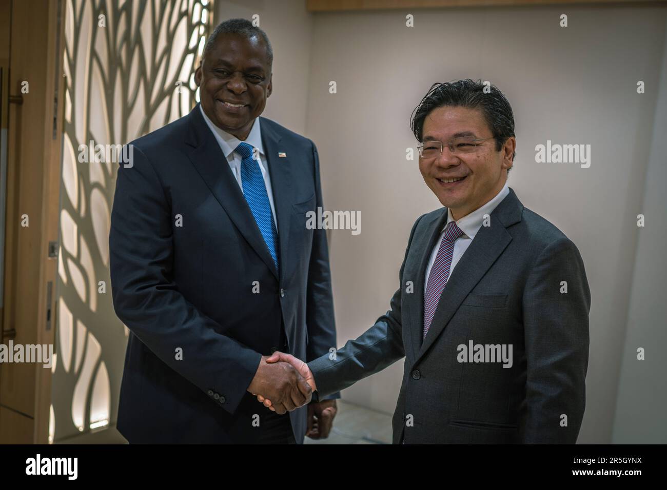 Secretary of Defense Lloyd J. Austin III meets Singapore Deputy Prime ...
