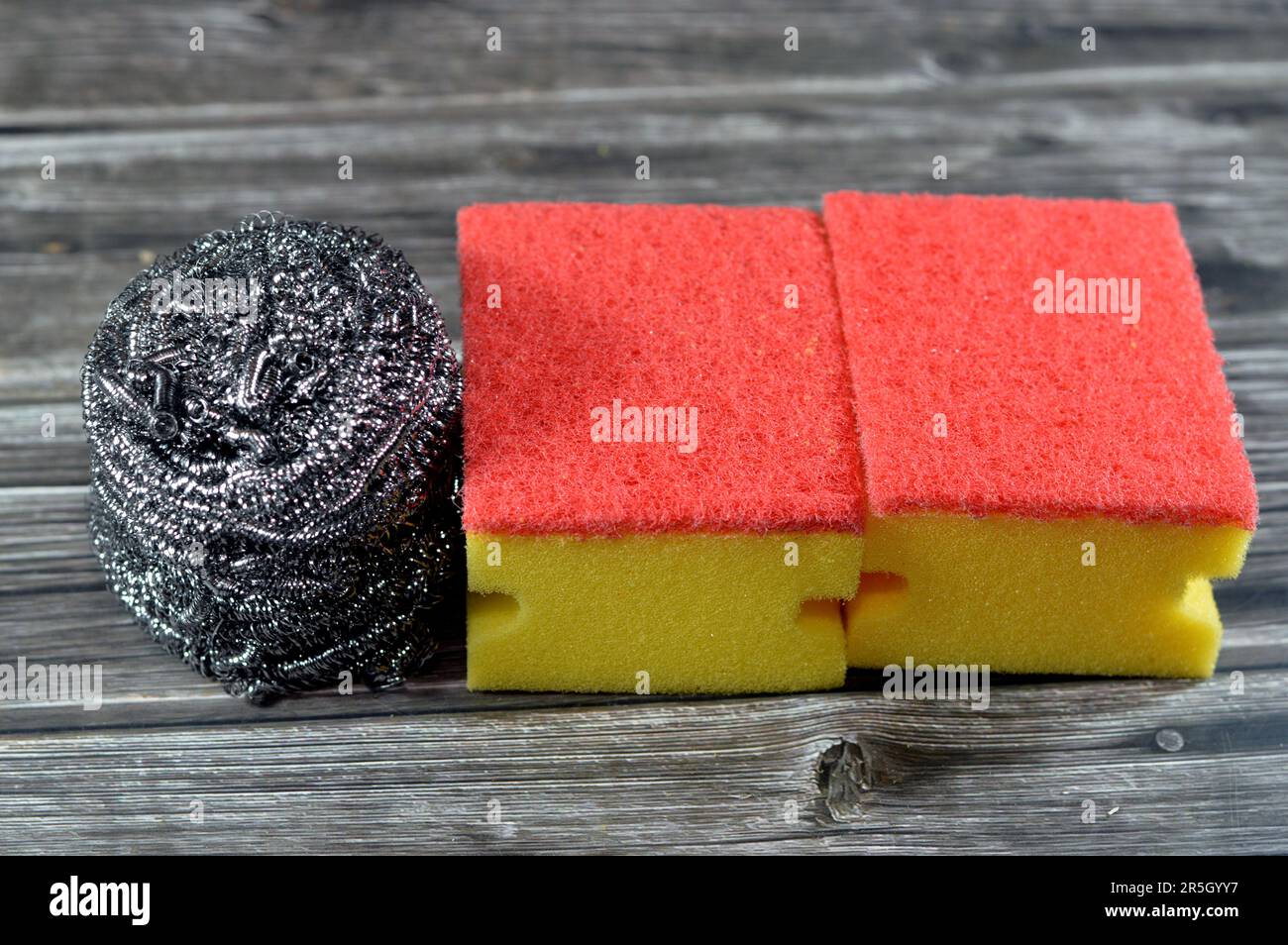 Wire sponge, steel wool, a bundle of very fine and flexible sharp edged ...