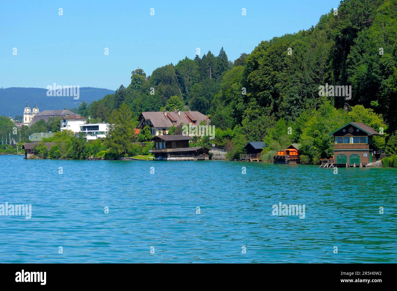 House on the lake, Mondsee, Austria, leaning pile Stock Photo - Alamy