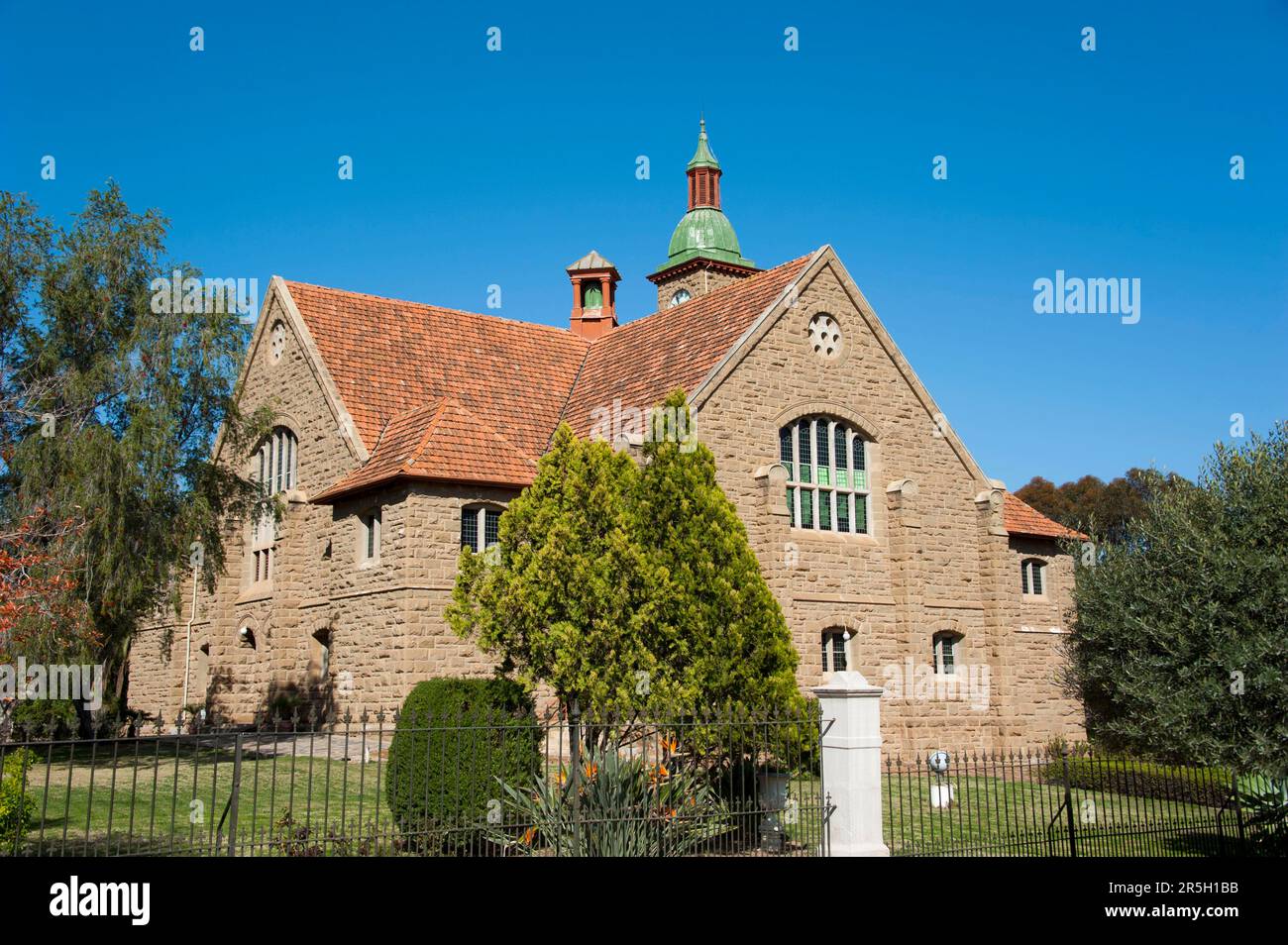 Church, Calitzdorp, R62, Western Cape, South Africa Stock Photo - Alamy