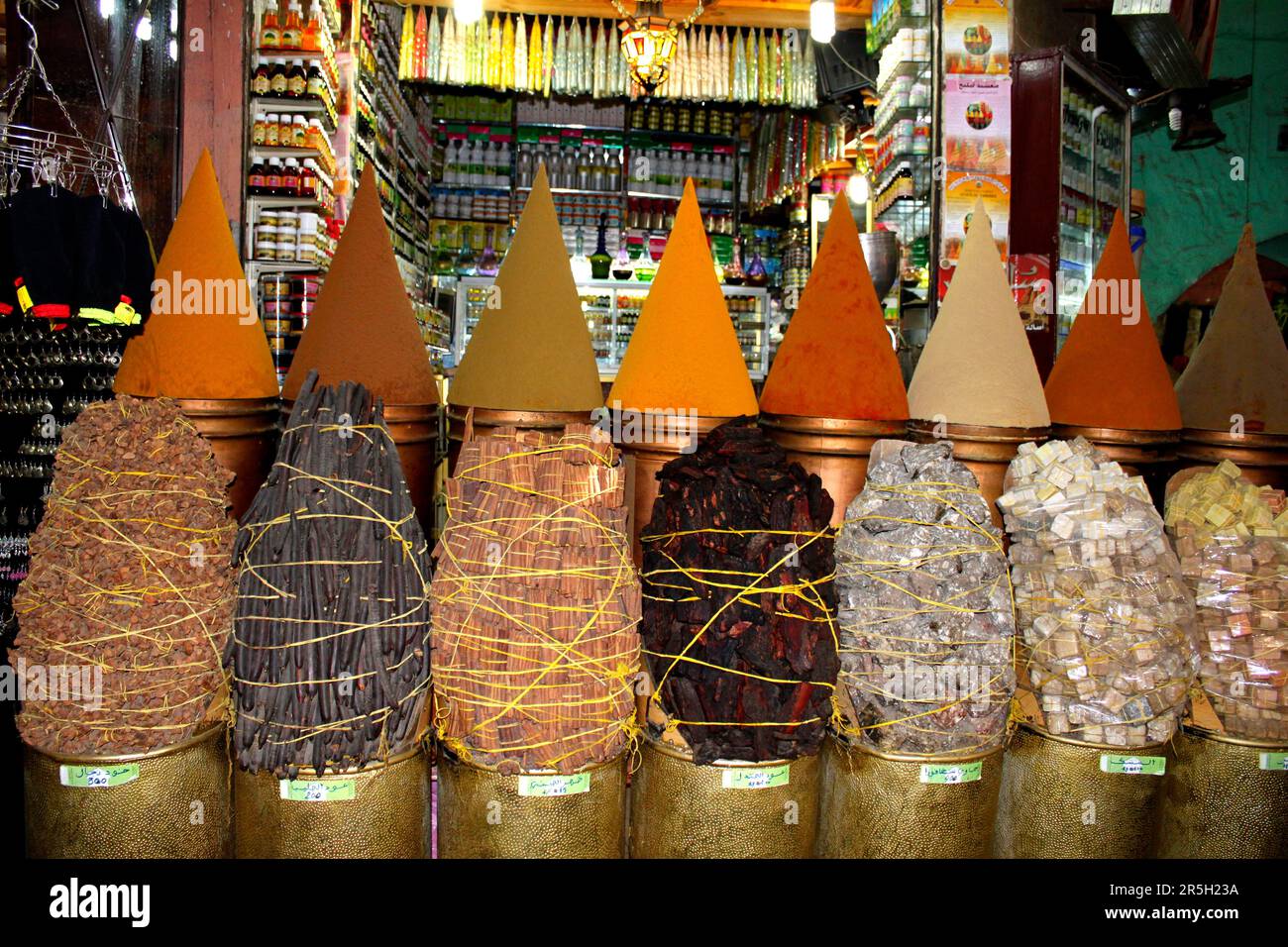 Spices, Souk, Marrakech, Suuq, Morocco Stock Photo - Alamy