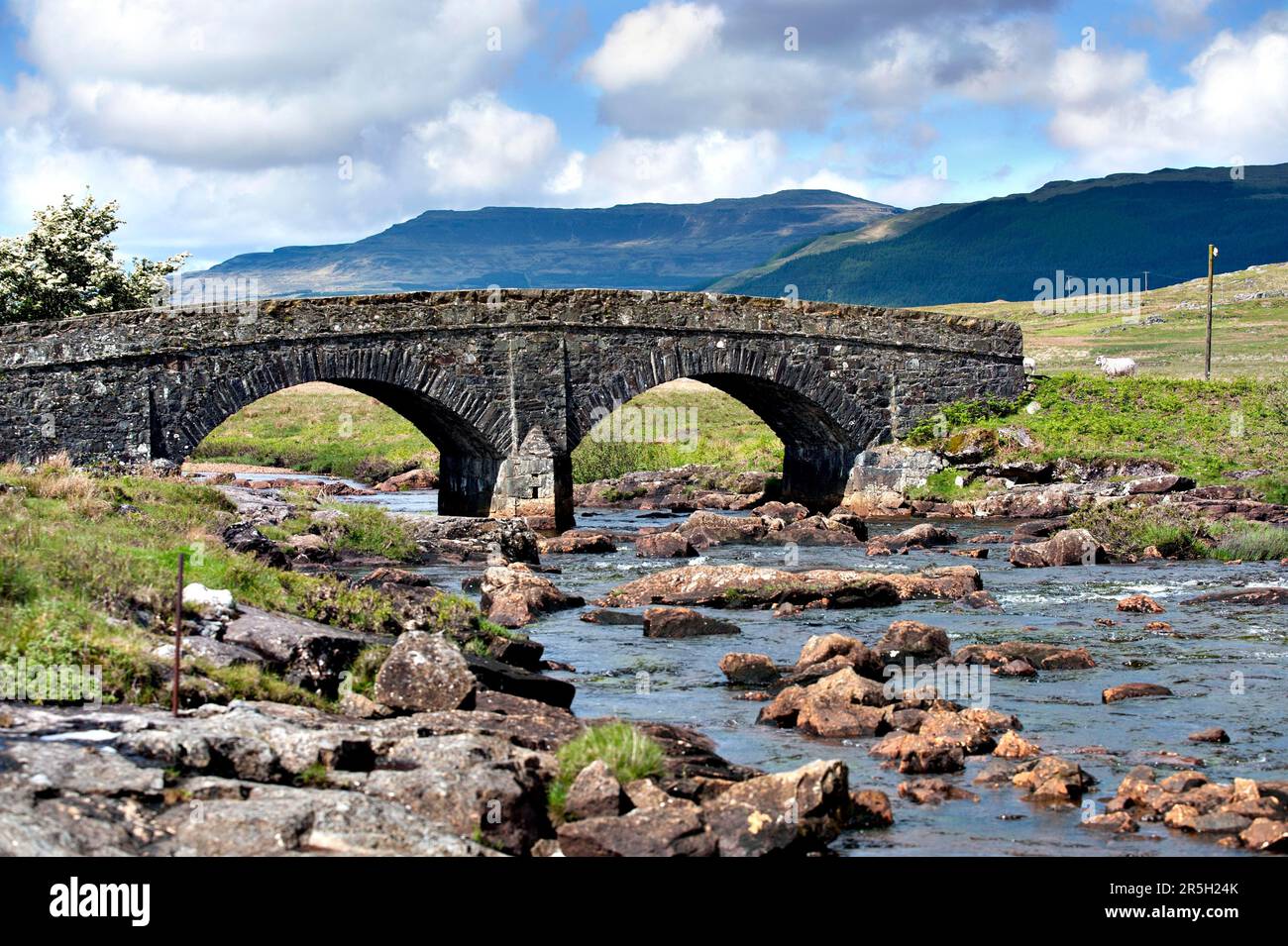 Stone bridge, crossing, Finnfort and Siing, Isle of Mull, Scotland ...