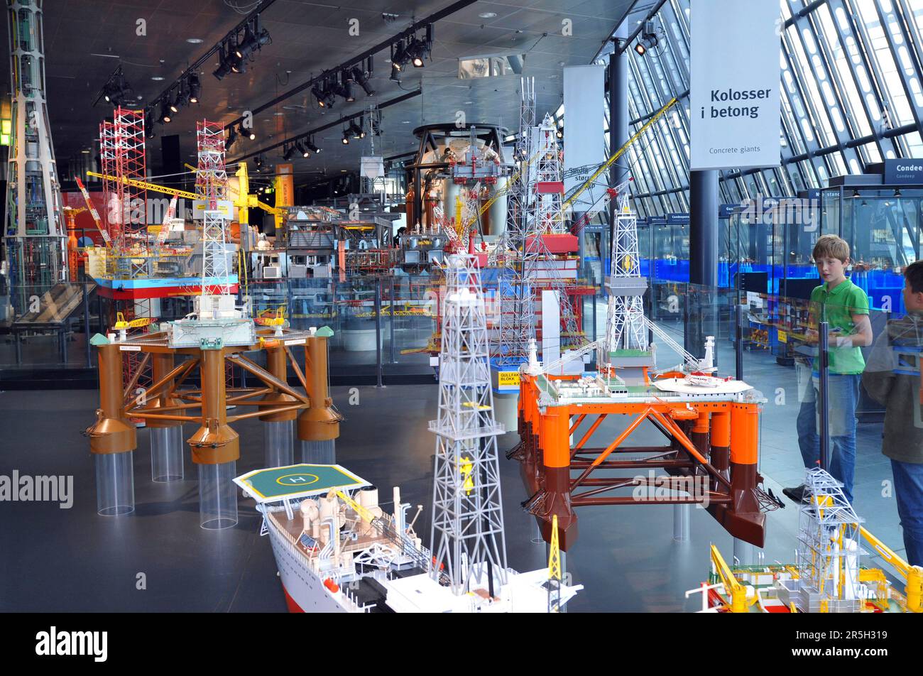 Models, Norsk Oljemuseum, Norwegian Petroleum Museum, Stavanger ...