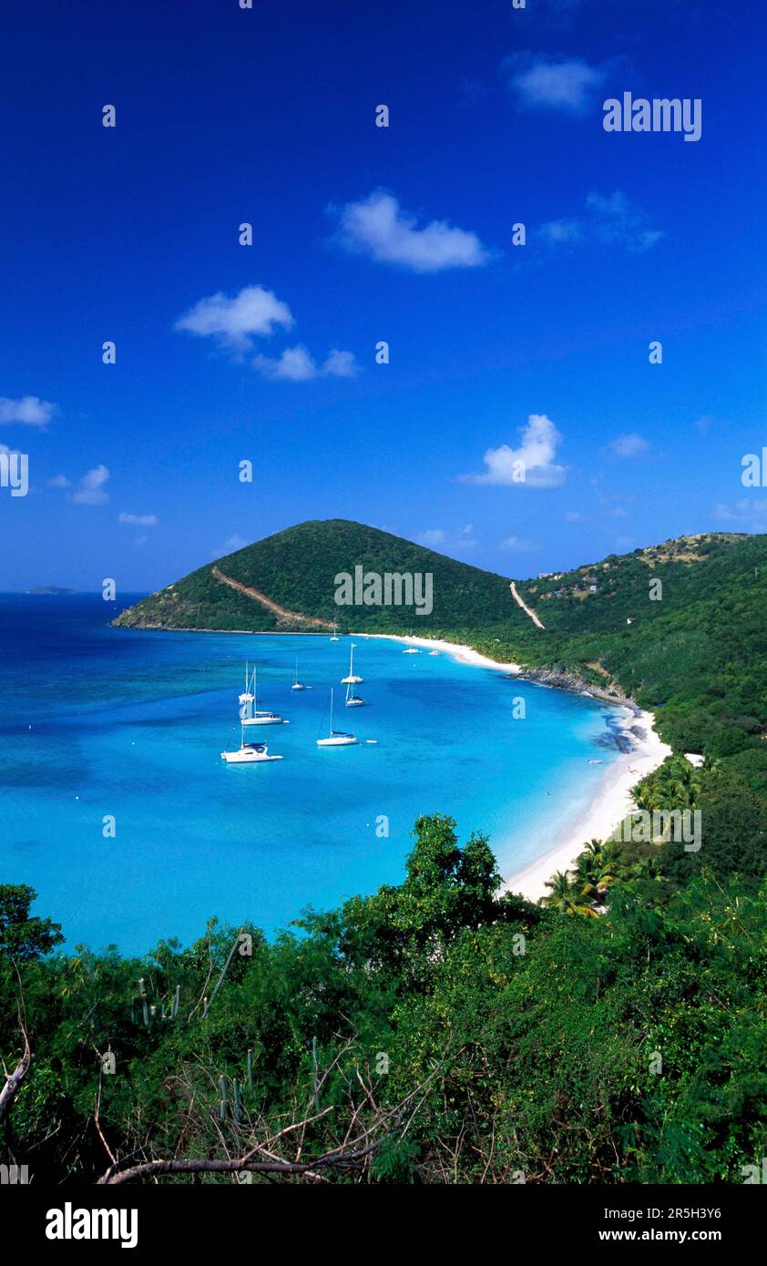 White Bay on the island of Jost Van Dyke, British Virgin Islands ...