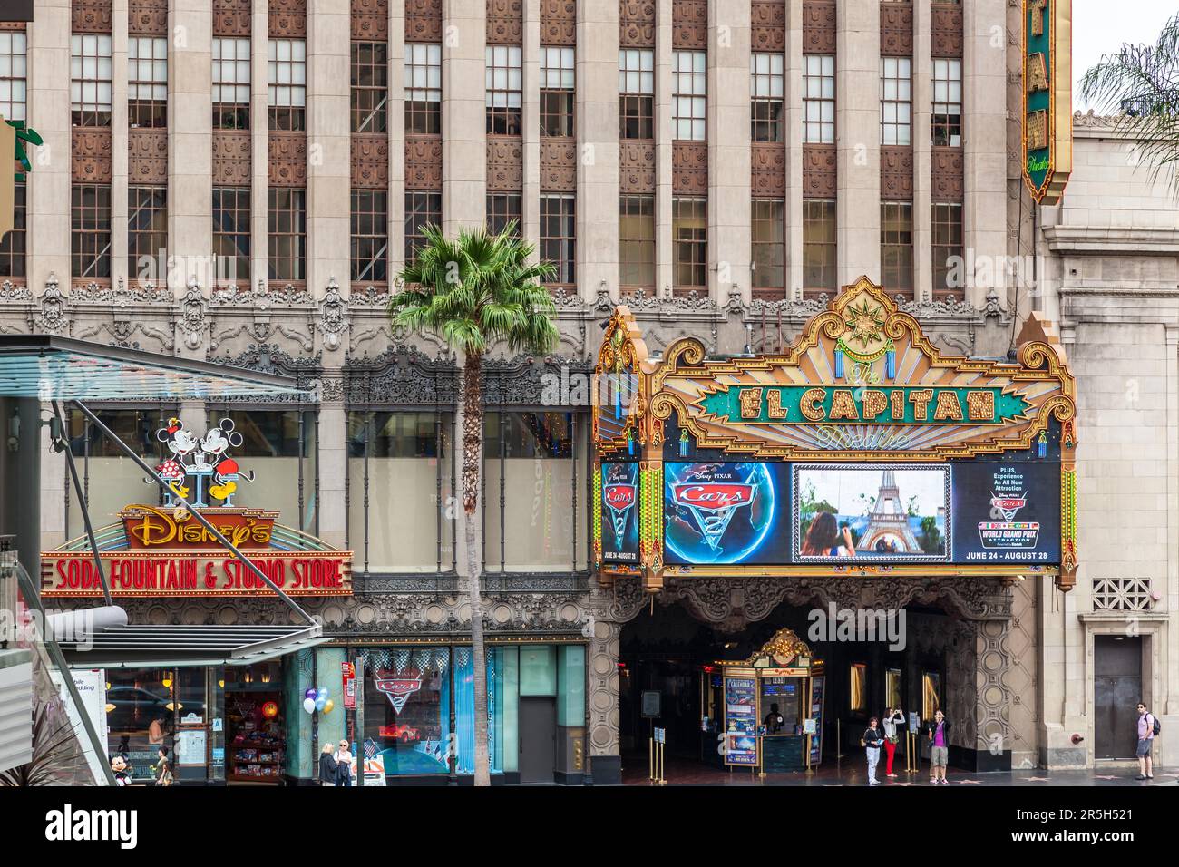 El capitan theatre in hollywood hi-res stock photography and images - Alamy
