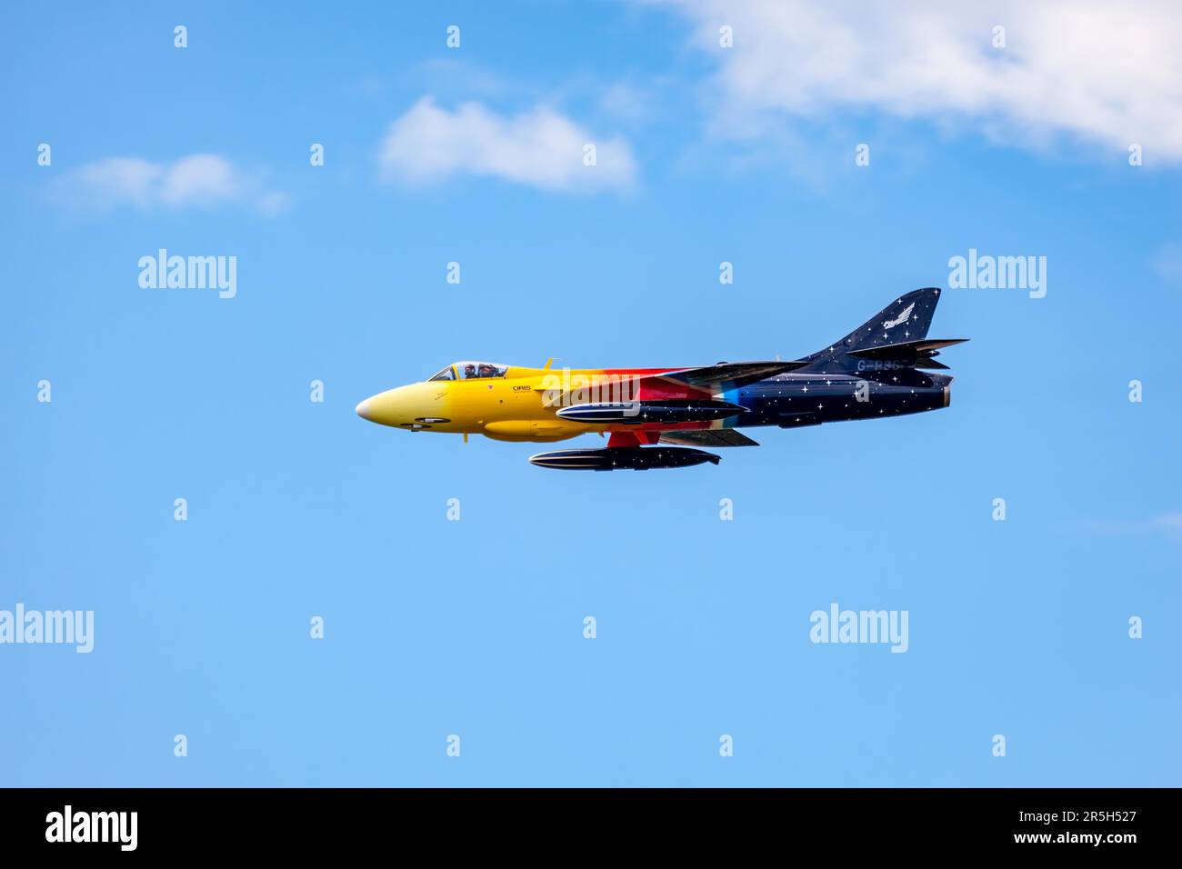 Hawker Hunter Miss Demeanour Aerial Display at Shoreham Airshow Stock ...