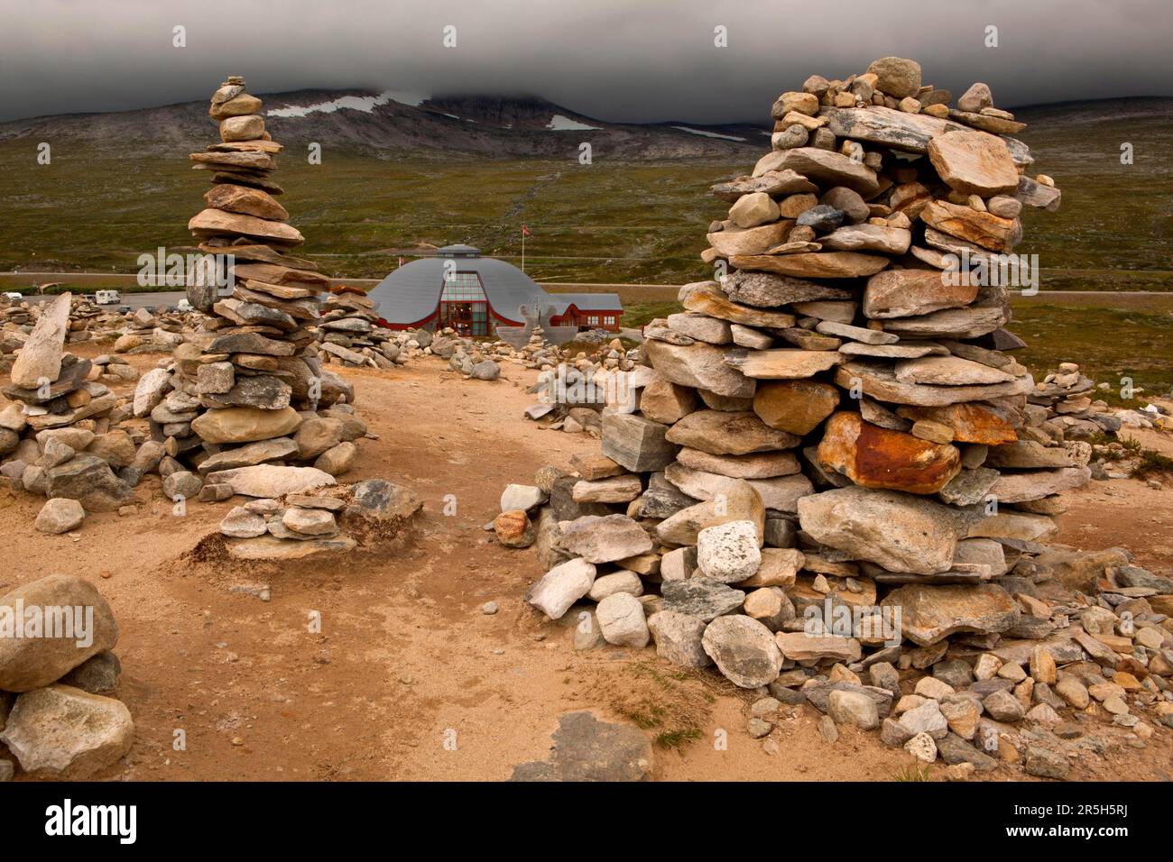 Cairn, Arctic Circle, Mo i Rana, stone stack, stacked stones, Norway ...