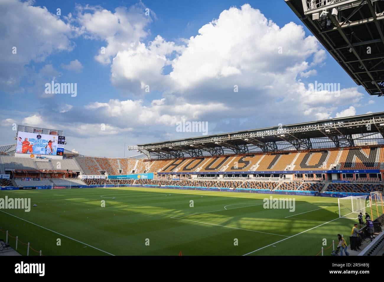Shell energy stadium hi-res stock photography and images - Alamy