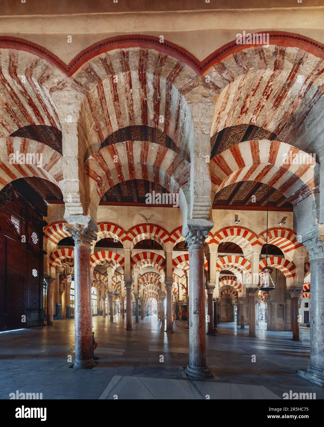 Columns of Hypostyle Prayer Hall at Mosque-Cathedral of Cordoba (Older ...