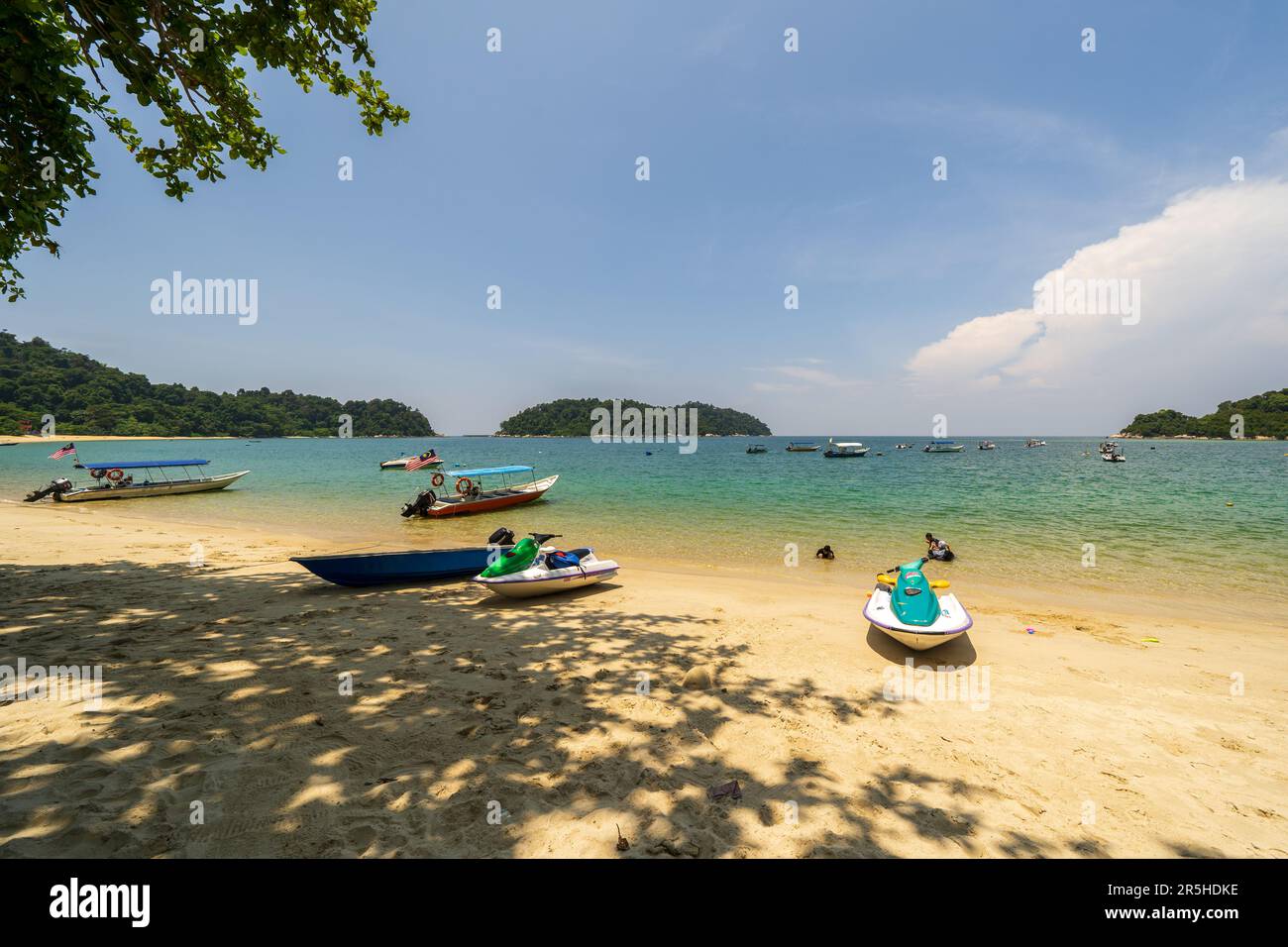 Pangkor jetty hi-res stock photography and images - Alamy