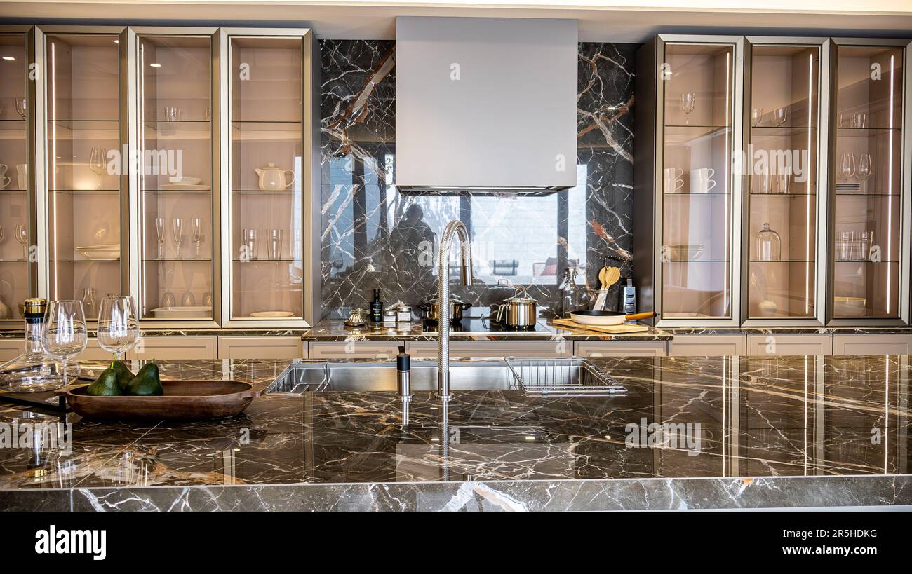 Marble for luxury kitchens hi-res stock photography and images - Alamy
