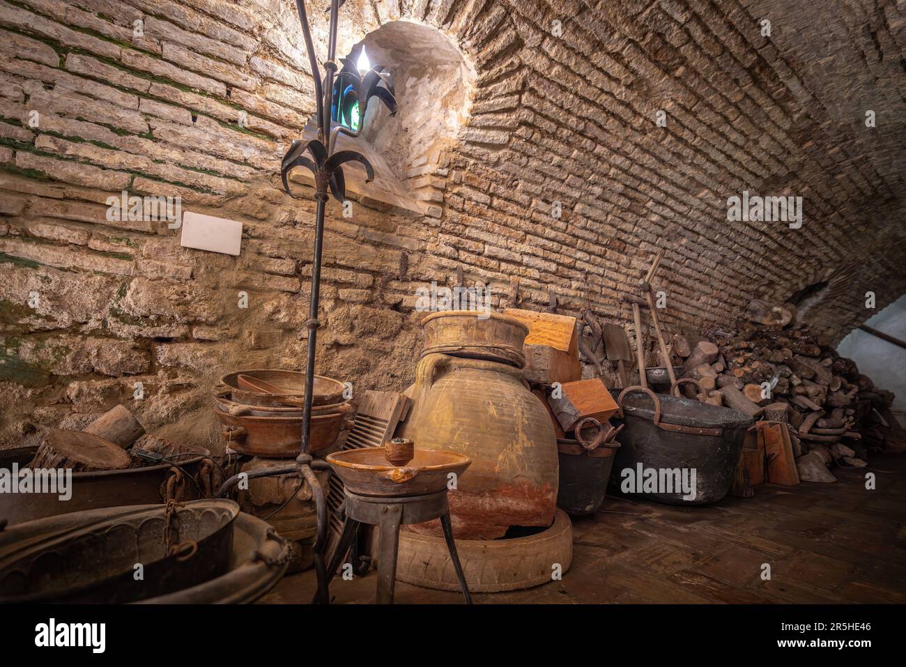 Medieval basement hi-res stock photography and images - Alamy