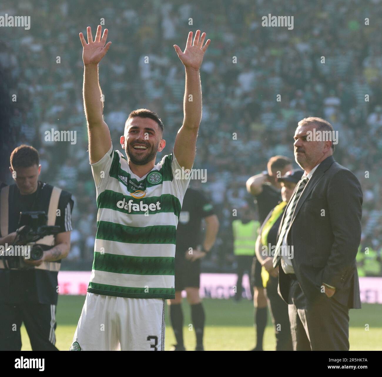 Glasgow celtic fans hi-res stock photography and images - Alamy