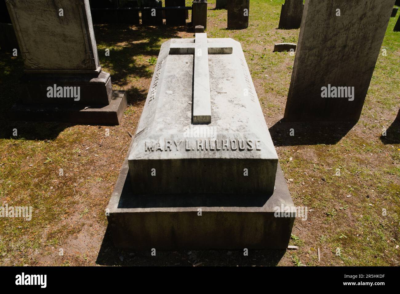 Photo of a very old, vintage, antique tombstone (headstone) at the ...