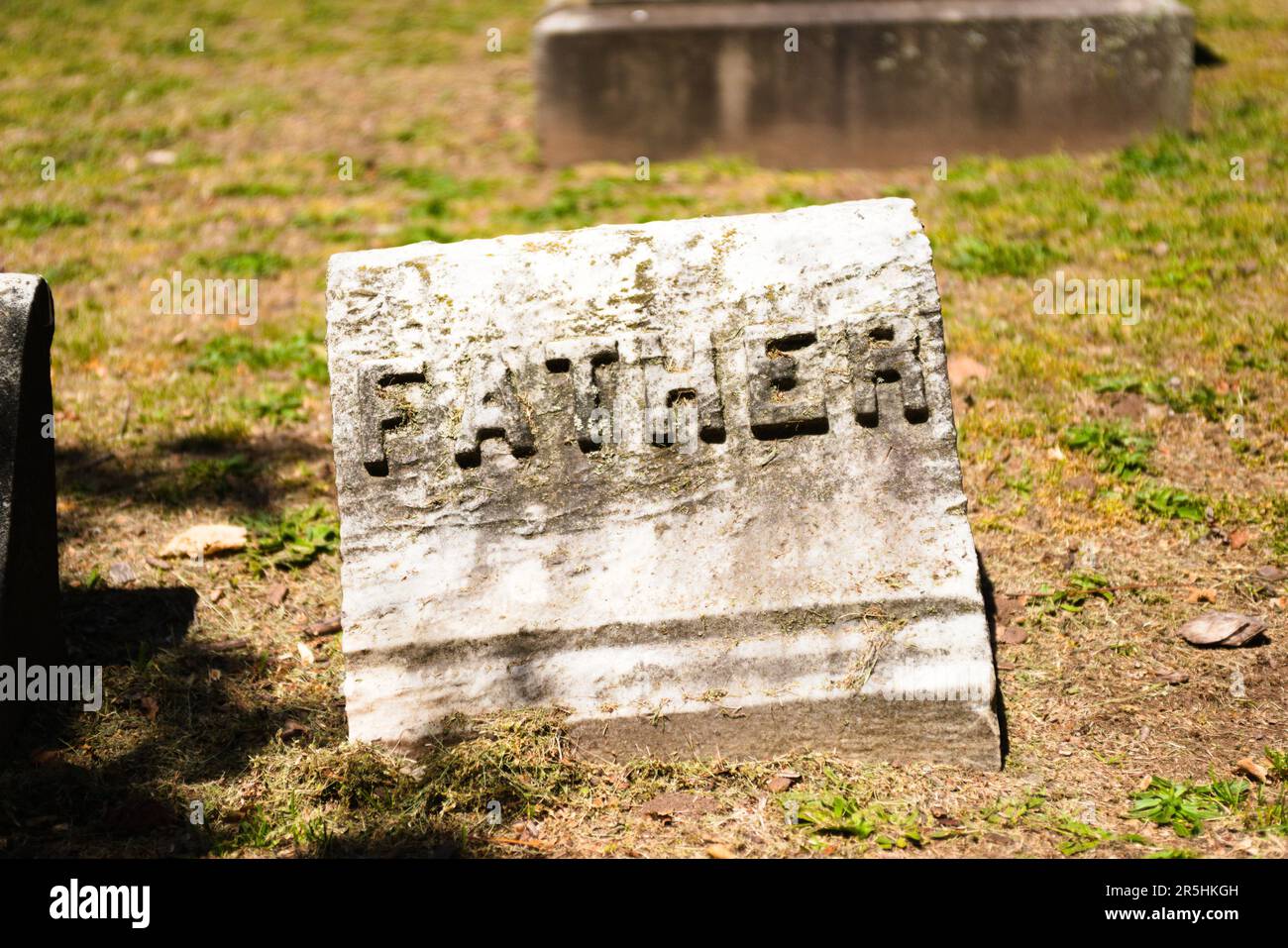 Photo of a very old, vintage, antique tombstone (headstone) at the ...