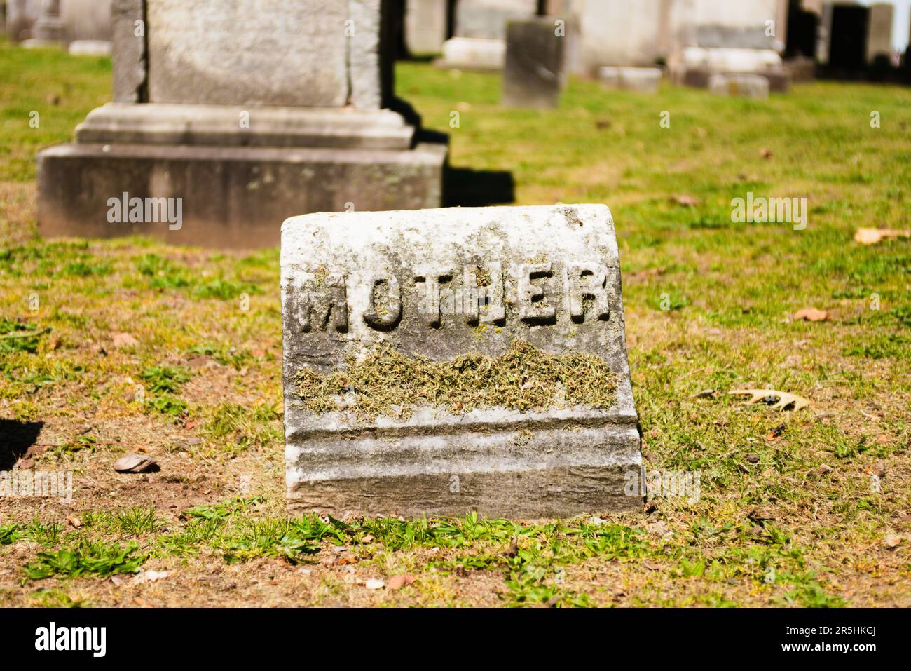 Photo of a very old, vintage, antique tombstone (headstone) at the ...