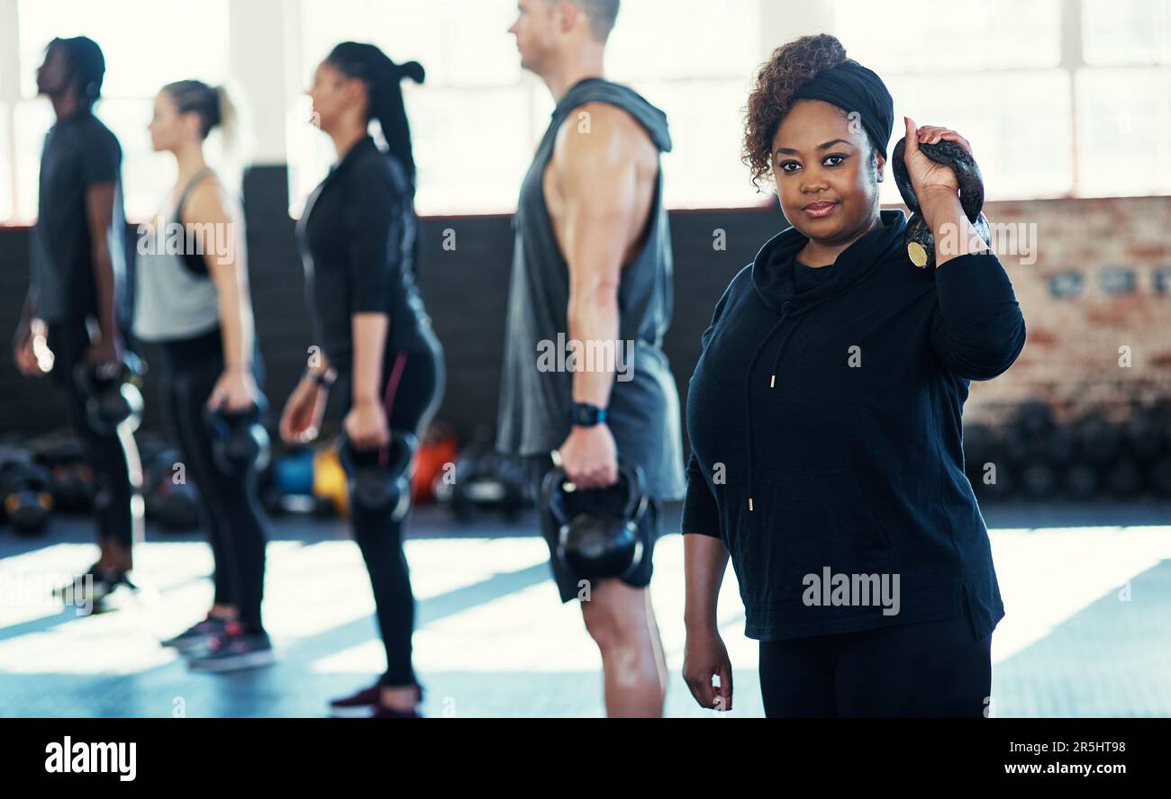 Inside busy gym hi-res stock photography and images - Alamy
