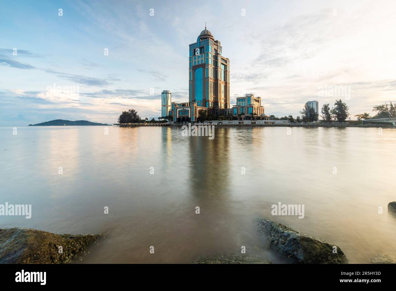 Kinabalu Tower (Menara Kinabalu Stock Photo - Alamy