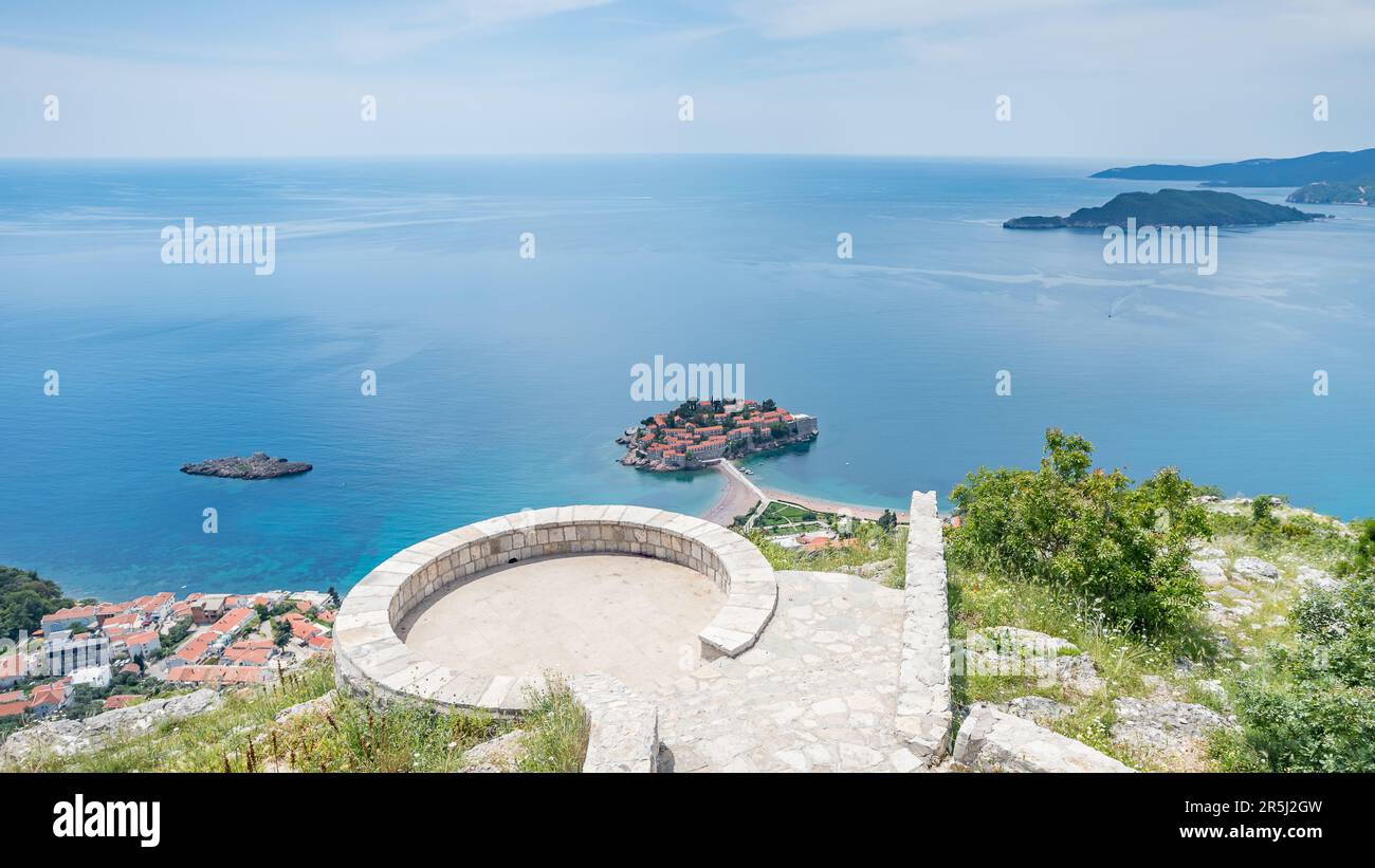 Circular look out point hi-res stock photography and images - Alamy