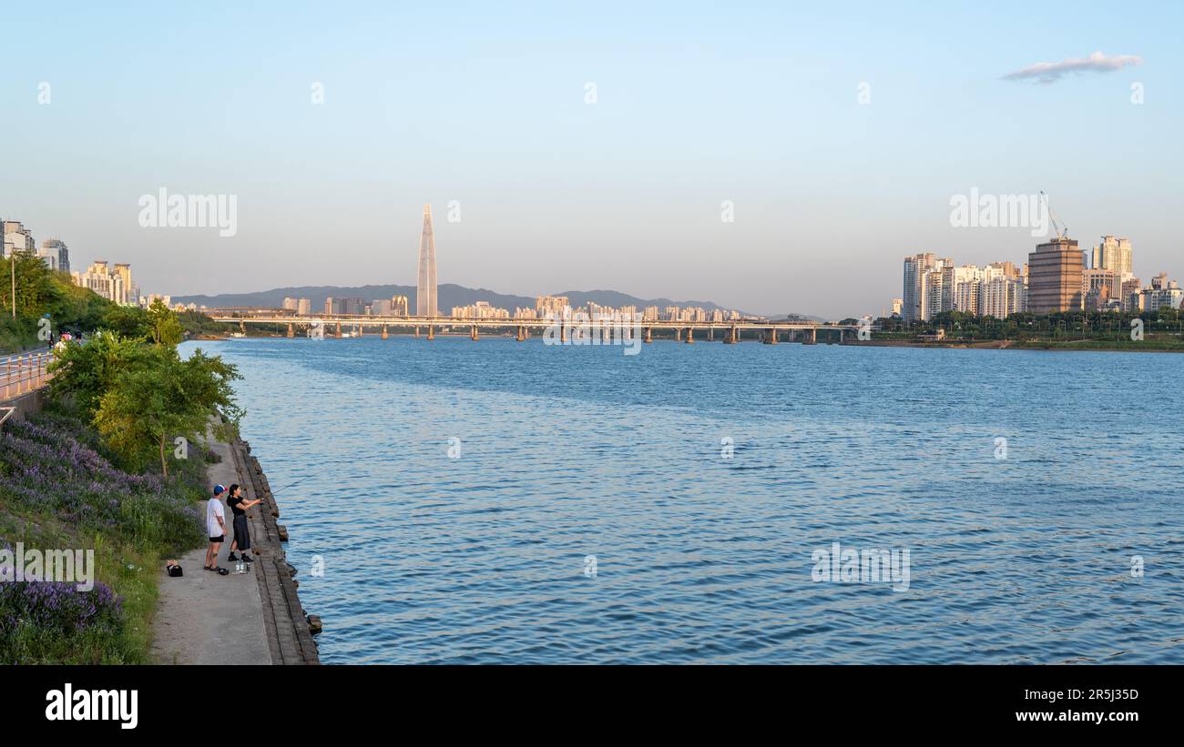 Hangang river scenery hi-res stock photography and images - Alamy