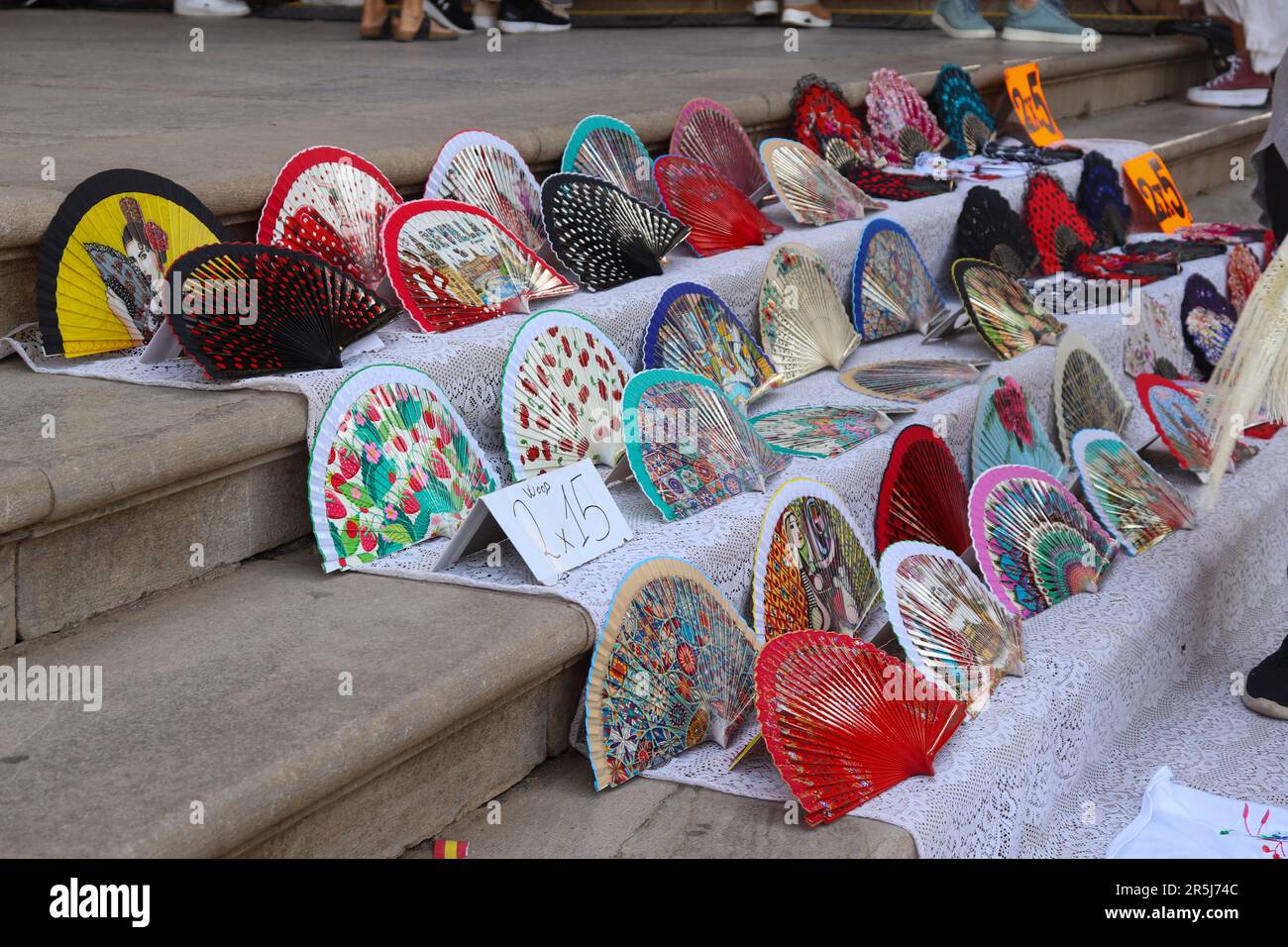 The Spanish fan, known as pericón, is one of the most famous Spanish ...