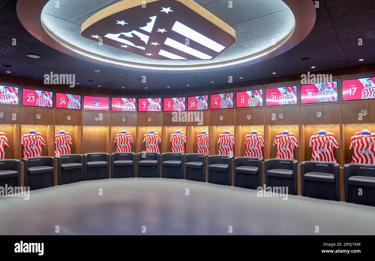 Atlético de madrid changing room hi-res stock photography and images ...
