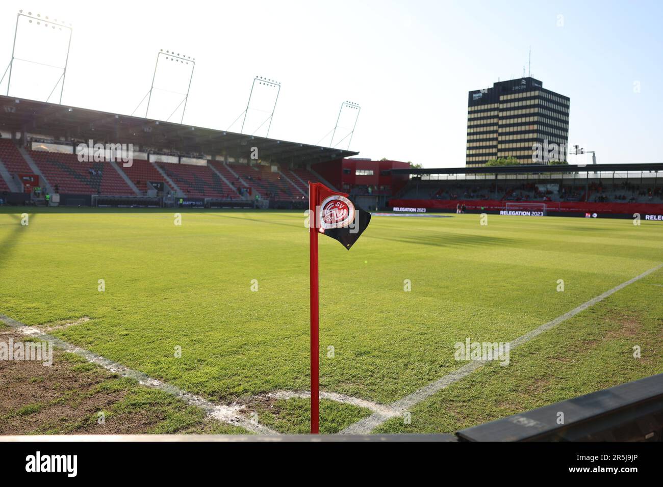 Arena brita hi-res stock photography and images - Alamy