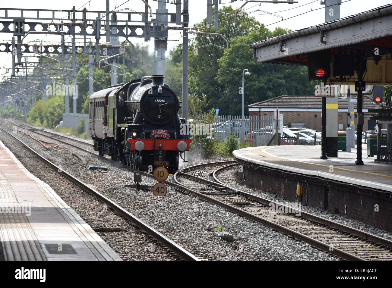 Jubilee Class Steam Locomotive 45596 'Bahamas' Running Light at Twyford ...
