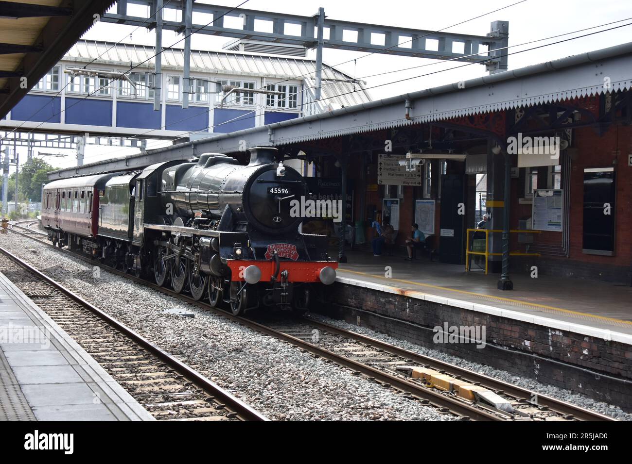 Jubilee Class Steam Locomotive 45596 'Bahamas' Running Light at Twyford ...