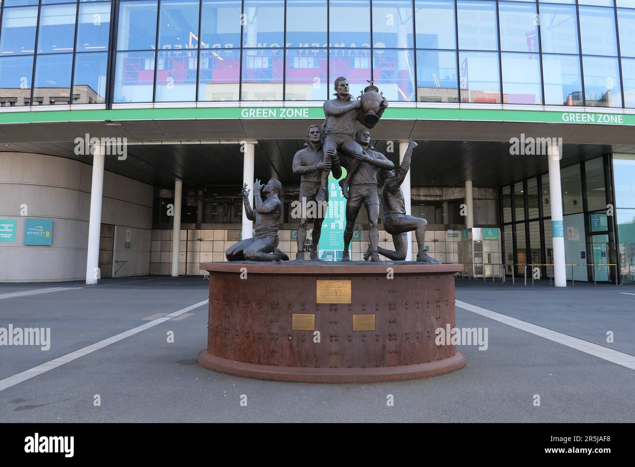 The Sporting Statues Project: The Wembley Rugby League Stock Photo - Alamy