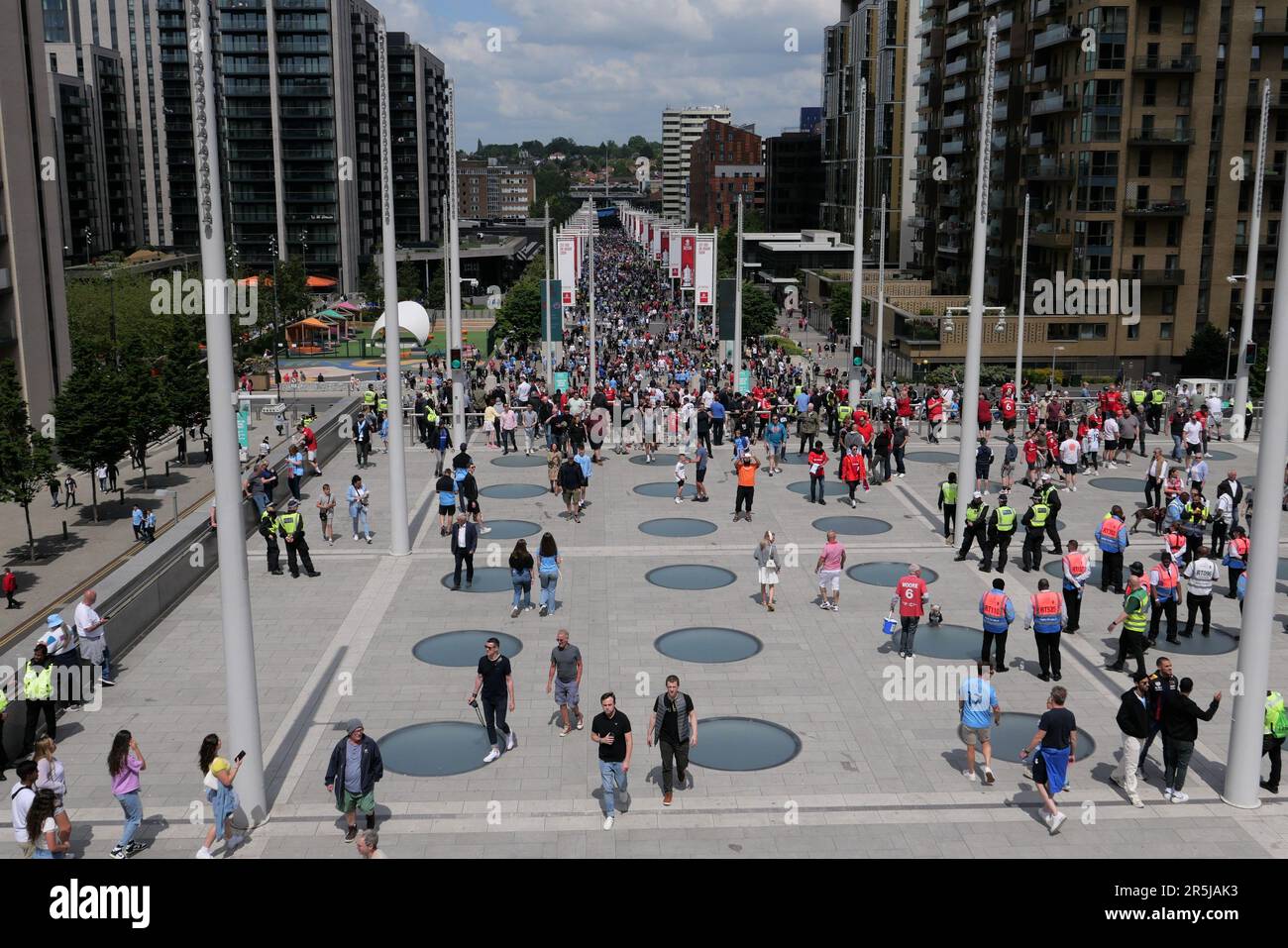 Olympic Way at Wembley stadium Stock Photo - Alamy