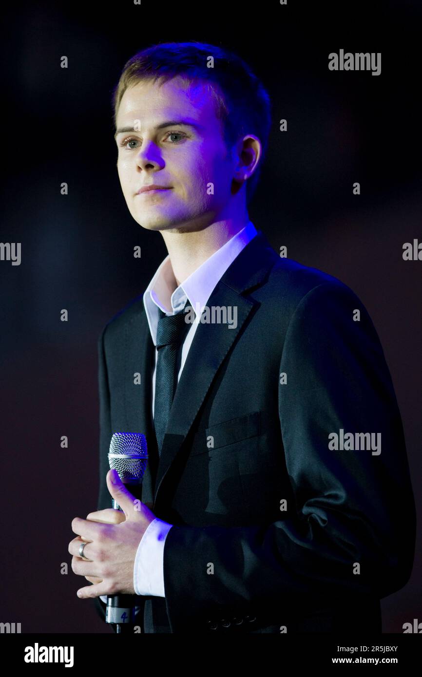 Will Martin performs at the SKYCITY Starlight Symphony 2008, Auckland ...