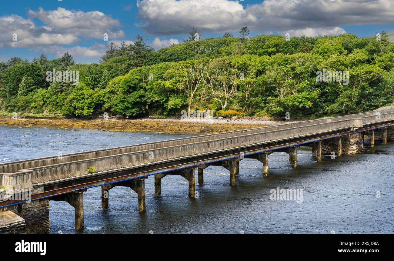 Irish rural landscape near the village of Cahersiveen in southern ...